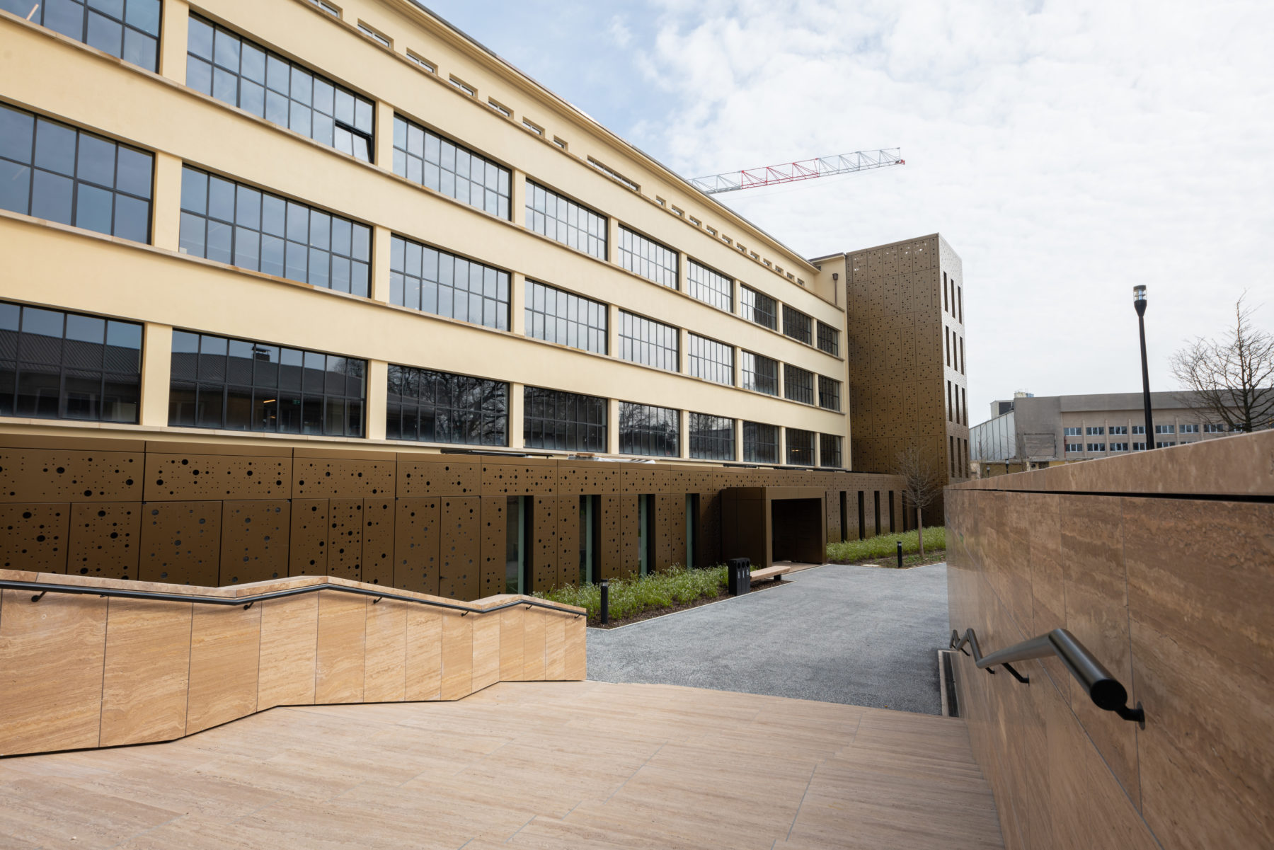 Landewyck Building Luxembourg: office and commercial space